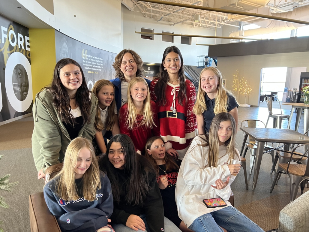 Middle School Girl's Discipleship - SE Christian School